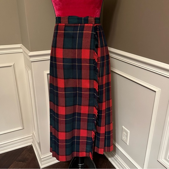 Ellen Tracy | Skirts | Vintage Ellen Tracy Plaid Wrap Around Pleaded ...
